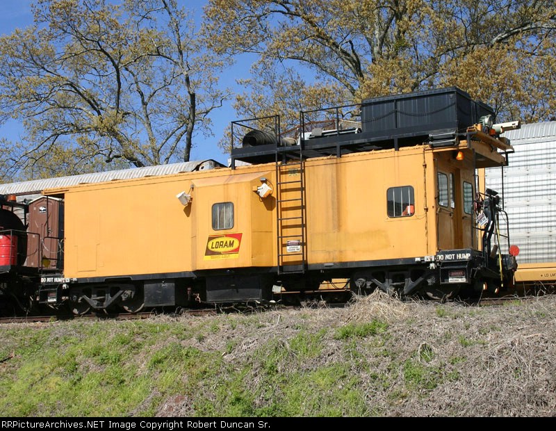 LORAM caboose